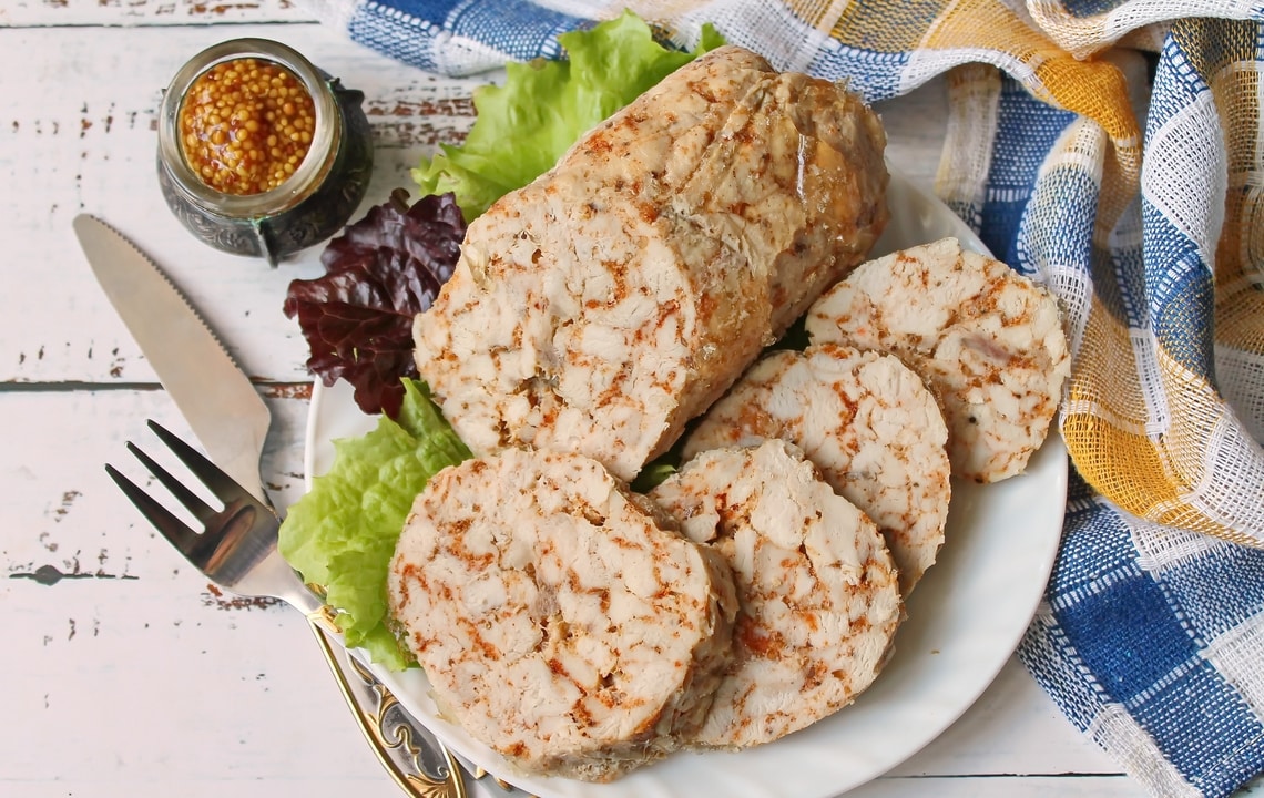 Homemade chicken sausage with gelatin Recipe