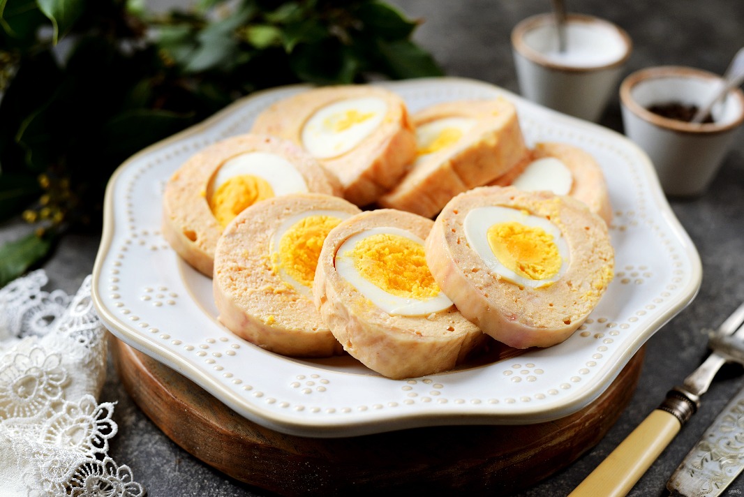 Chicken skin roll Recipe